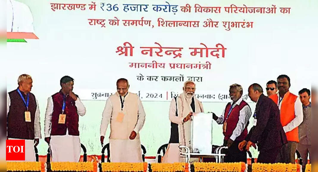 Modi: Modi launches election campaign in Dhanbad, slams JMM-Congress ...