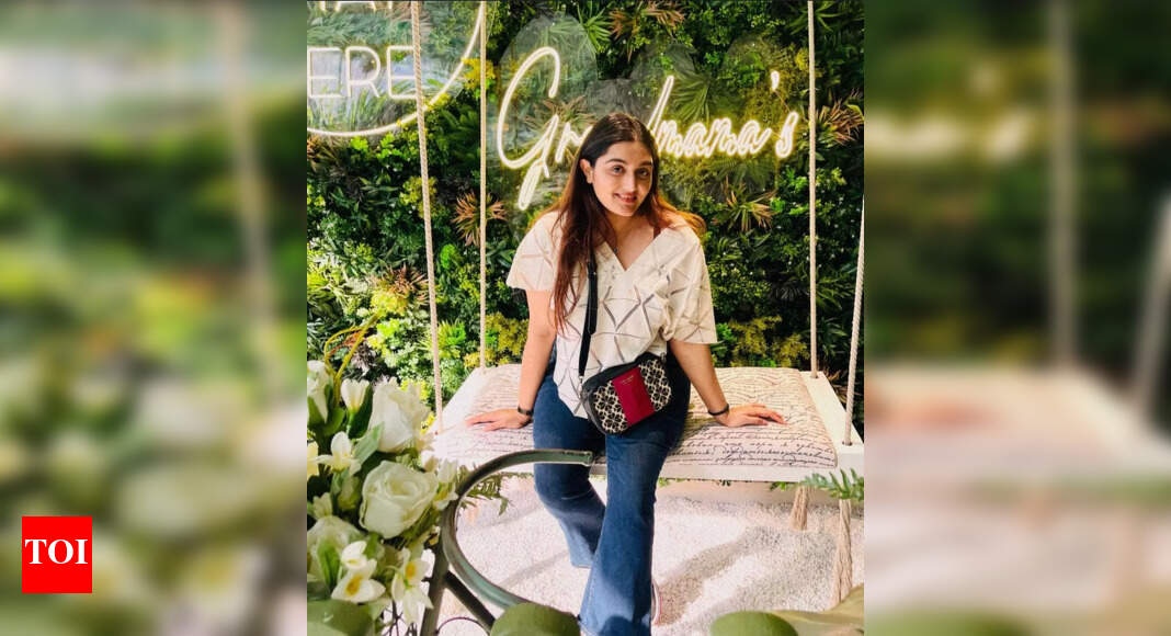 Discover the rising star, Aisshwarya Anishka, as she enchants audiences ...