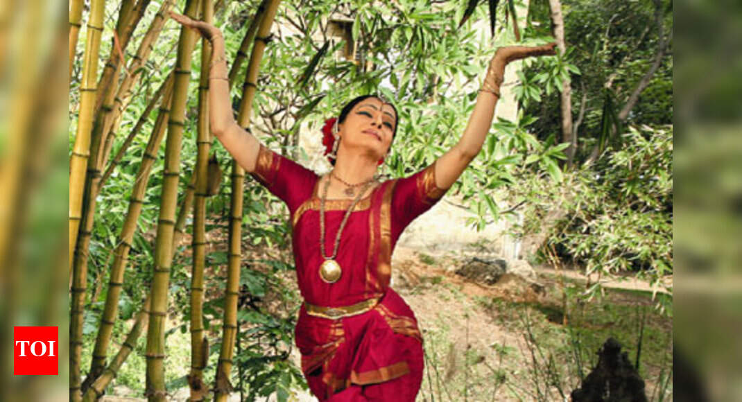 Speaking through dance - Times of India