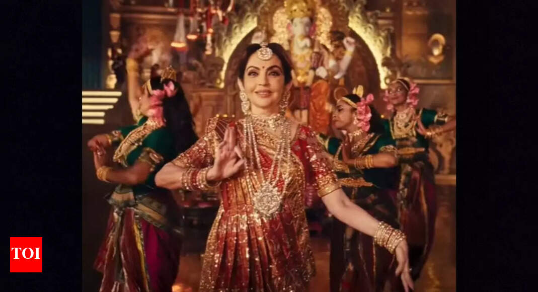 Vishwambhari Stuti Nita Ambani Performs Vishwambhari Stuti At Anant Radhikas Per Wedding