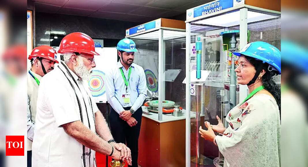 Fast Breeder Reactor: PM witnesses core loading of first indigenous ...