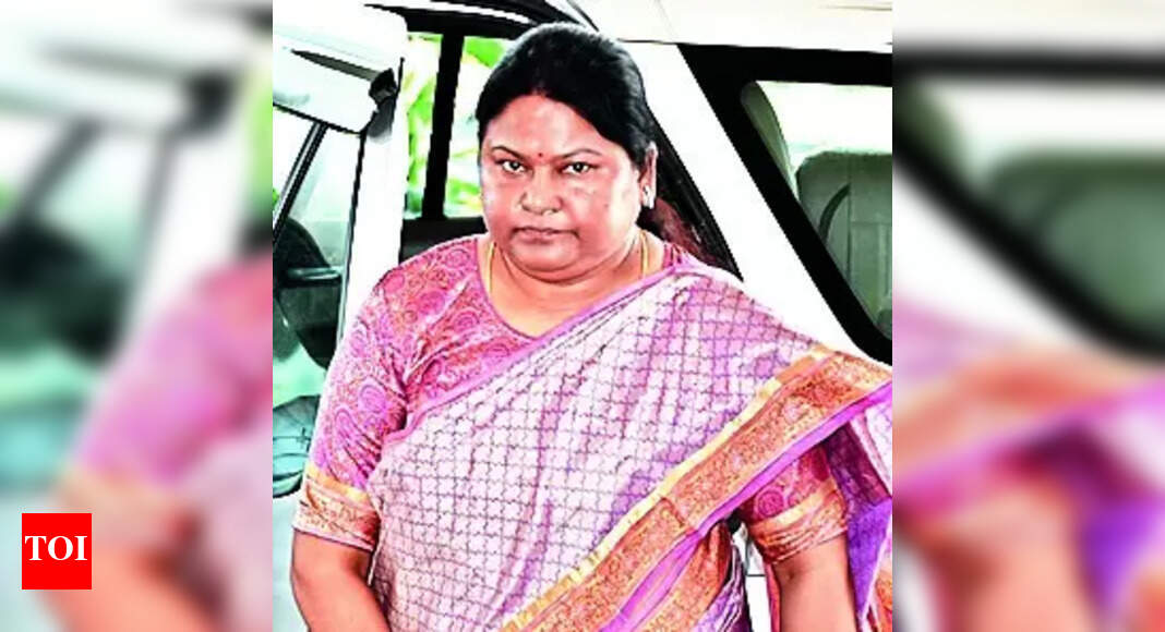 Troubles likely to escalate for Soren family after SC verdict | Ranchi ...