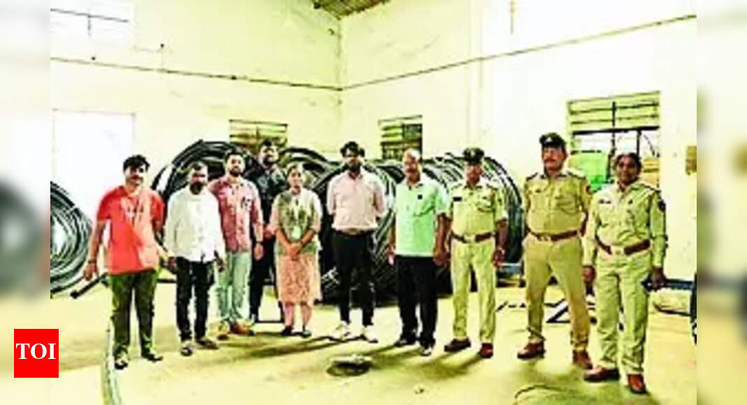 BIS Conducts Raid: BIS conducts raid and shuts pipe unit in Chitradurga ...