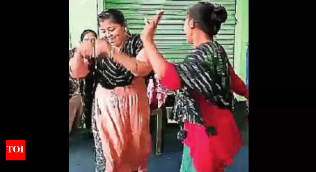 Godhra violence: 22 yrs, 69 funerals later, wedding at Gulbarg Society ...