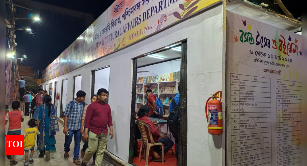 First ever Basanto o Boi mela inaugurated | Kolkata News - Times of India