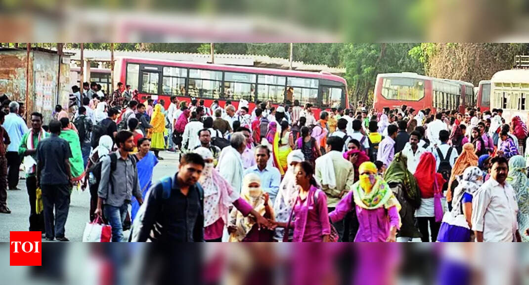 KMT: KMT Resumes 'Ticket-on-Go' Service on Six City Routes | Kolhapur ...