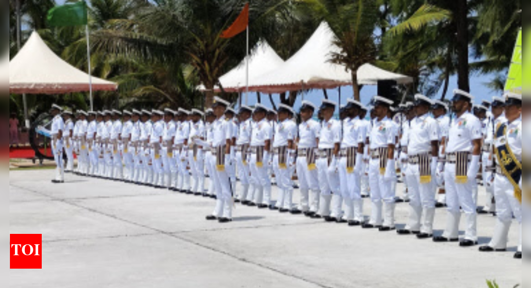 Navy commanders explore ways to boost combat prowess in strategically ...