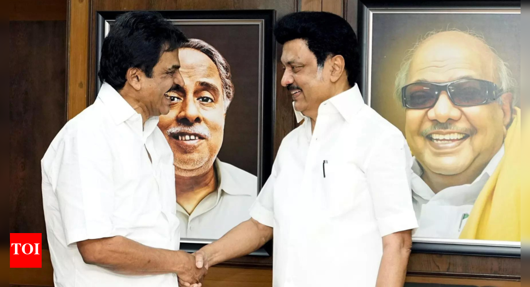 Congress seals pact with DMK for 10 Lok Sabha seats in Tamil Nadu ...