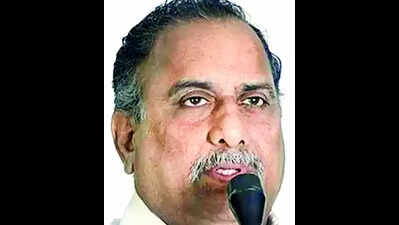 Kapu Leader: Kapu leader Mudragada Padmanabham to Join YSRCP | Vijayawada News - Times of India
