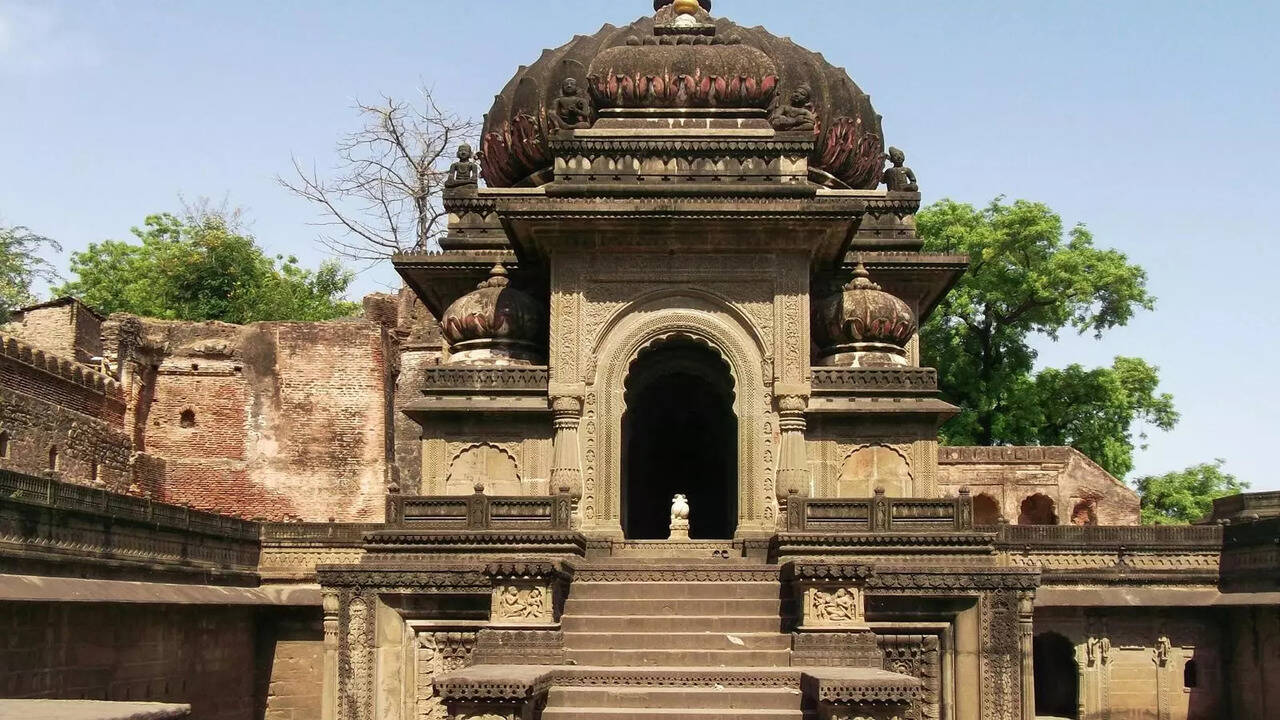 Discover The Mini Mumbai: 5 Must-Visit Destinations In Indore