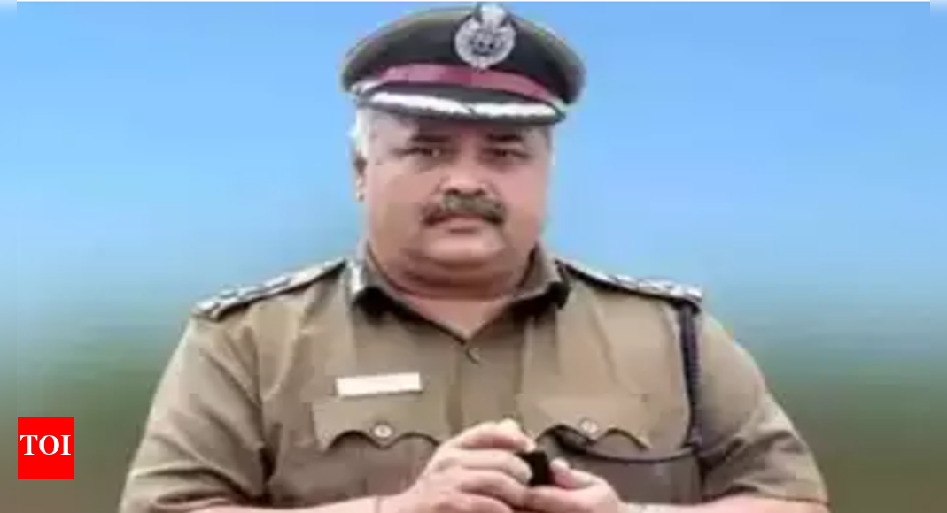 Rajesh Das News: Lookout circular issued against retired DGP Rajesh Das ...
