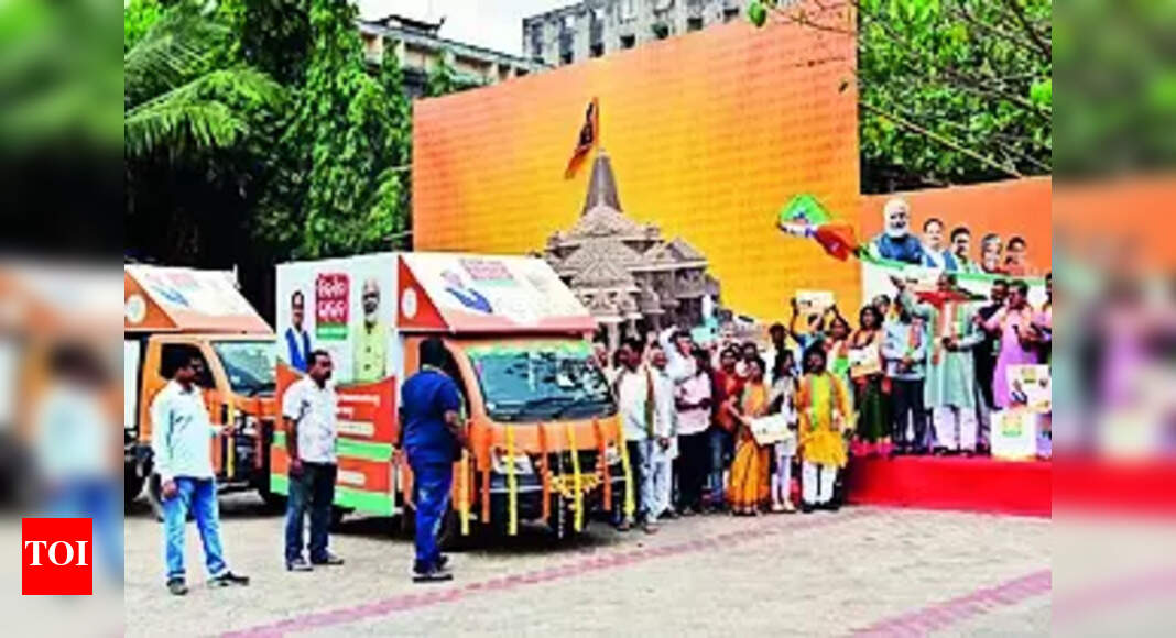 BJP: BJP Flags Off 34 Vans to Collect Public Opinion in Bhubaneswar ...