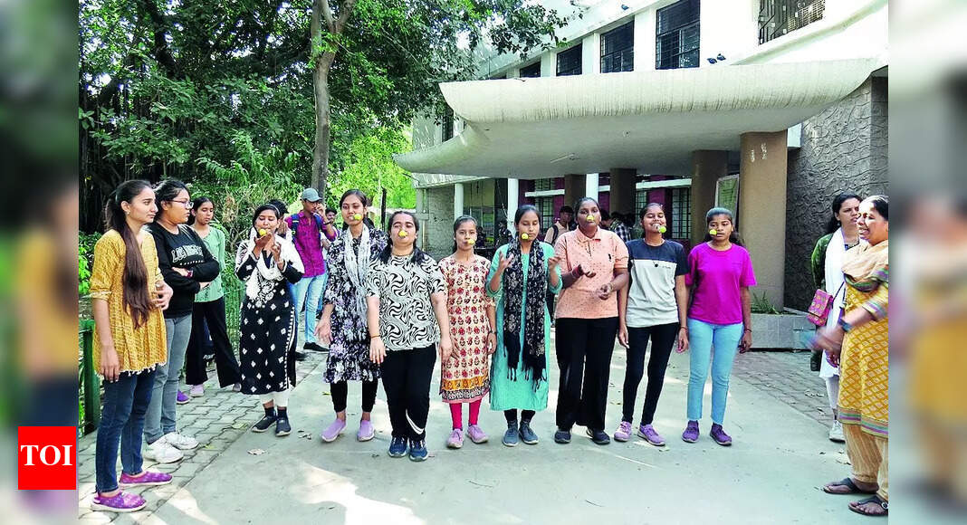 Bachpan Calling: Bachpan Calling: 250-plus students take a nostalgic ...