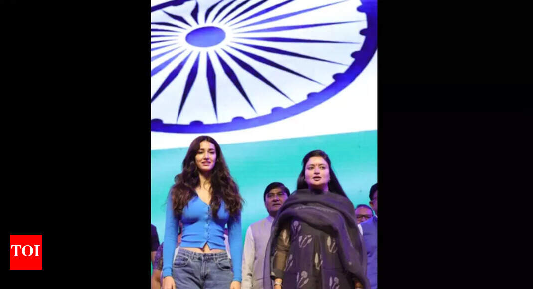 Bollywood actress Disha Patani attends Khel Mahotsav in Jamnagar ...