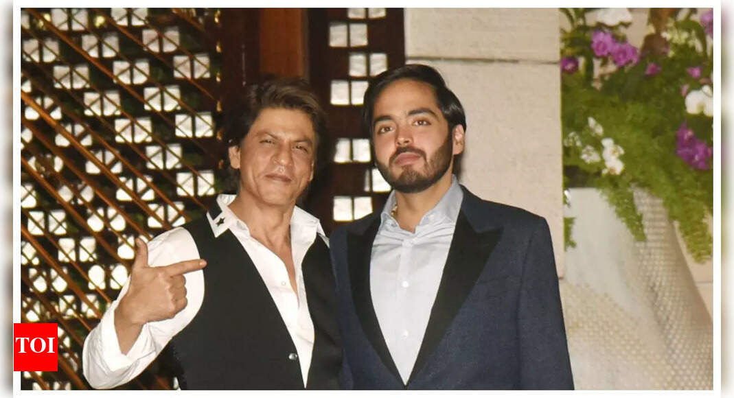 When Shah Rukh Khan-Anant Ambani engaged in a playful banter over their ...