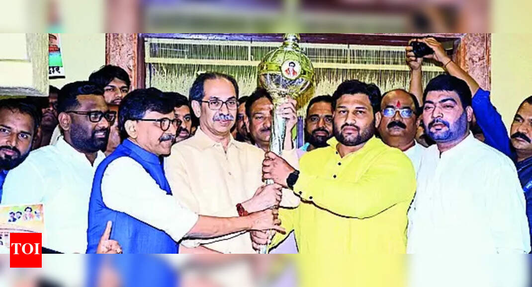 Uddhav Thackeray: Wrestler Chandrahar Patil Promised Sangli Ticket by ...