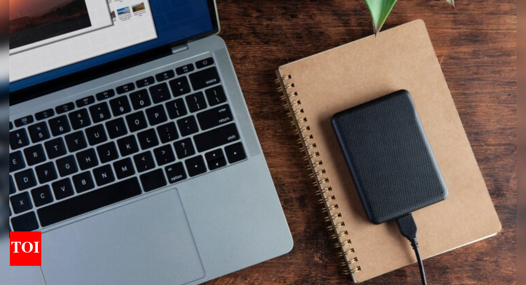 How Does A Pocket Power Bank Work? Which Are The Best Ones - The Times ...