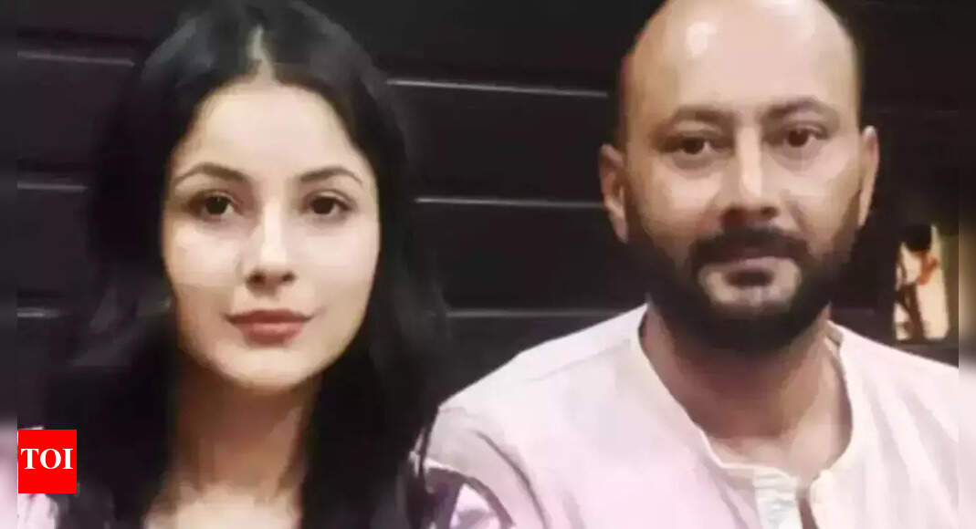 Throwback: When Shehnaaz Gill's father Santosh Singh Sukh swore he would NEVER speak to his ...