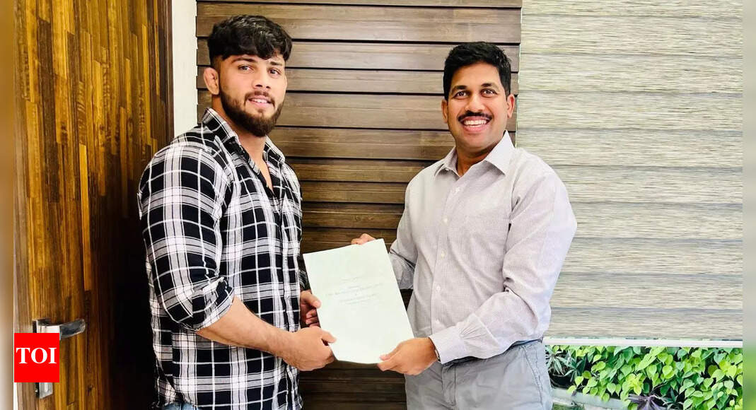 Talented wrestler Sikandar Shaikh finds support in quest to attain ...