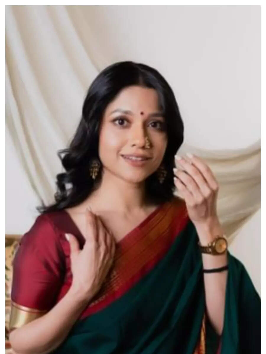 Kinjal Rajpriya shines in charming pics | Times of India