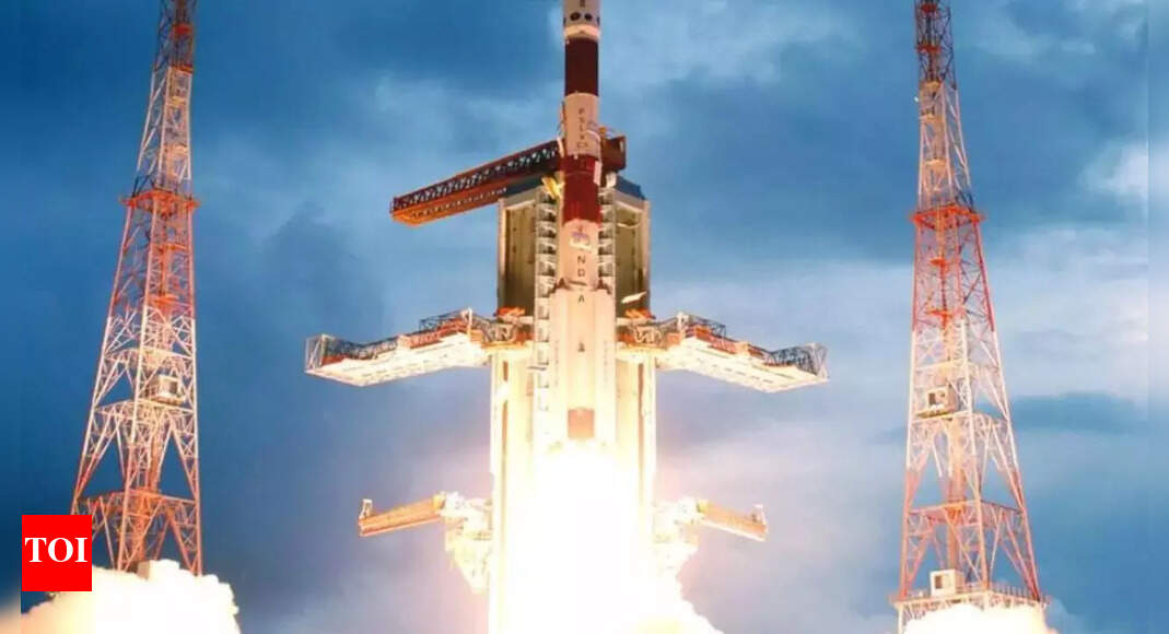 Isro's project team for rocket to build space station ready | India ...