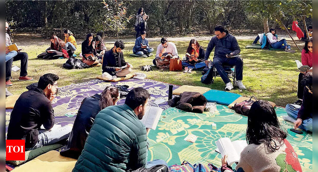 Shh... Delhi is reading! | Events Movie News - Times of India