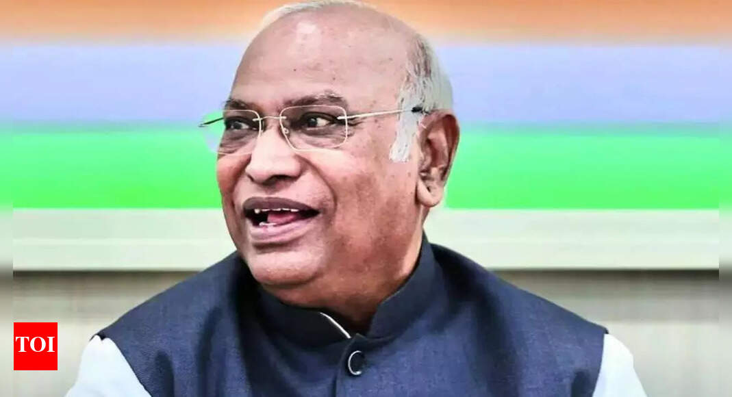 Cong vows all-India caste survey, schemes for OBCs | India News - Times of India