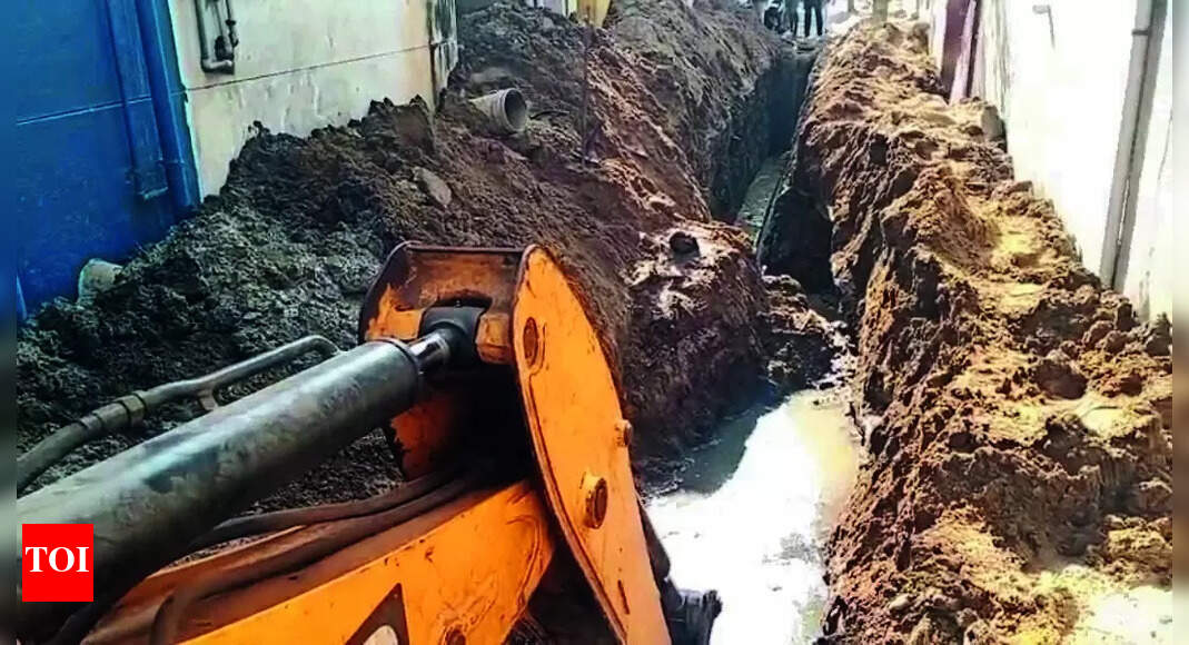 Construction Site: Tragedy in Chennai: 30-Year-Old Man Buried Alive at ...