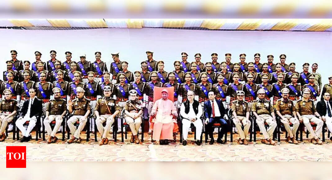 Sub-Inspectors: Uttar Pradesh Police Recruitment: 1,380 Techies Join as ...