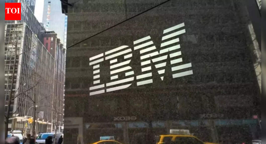 IBM executive announces job cuts in 2 divisions in seven minute meeting ...