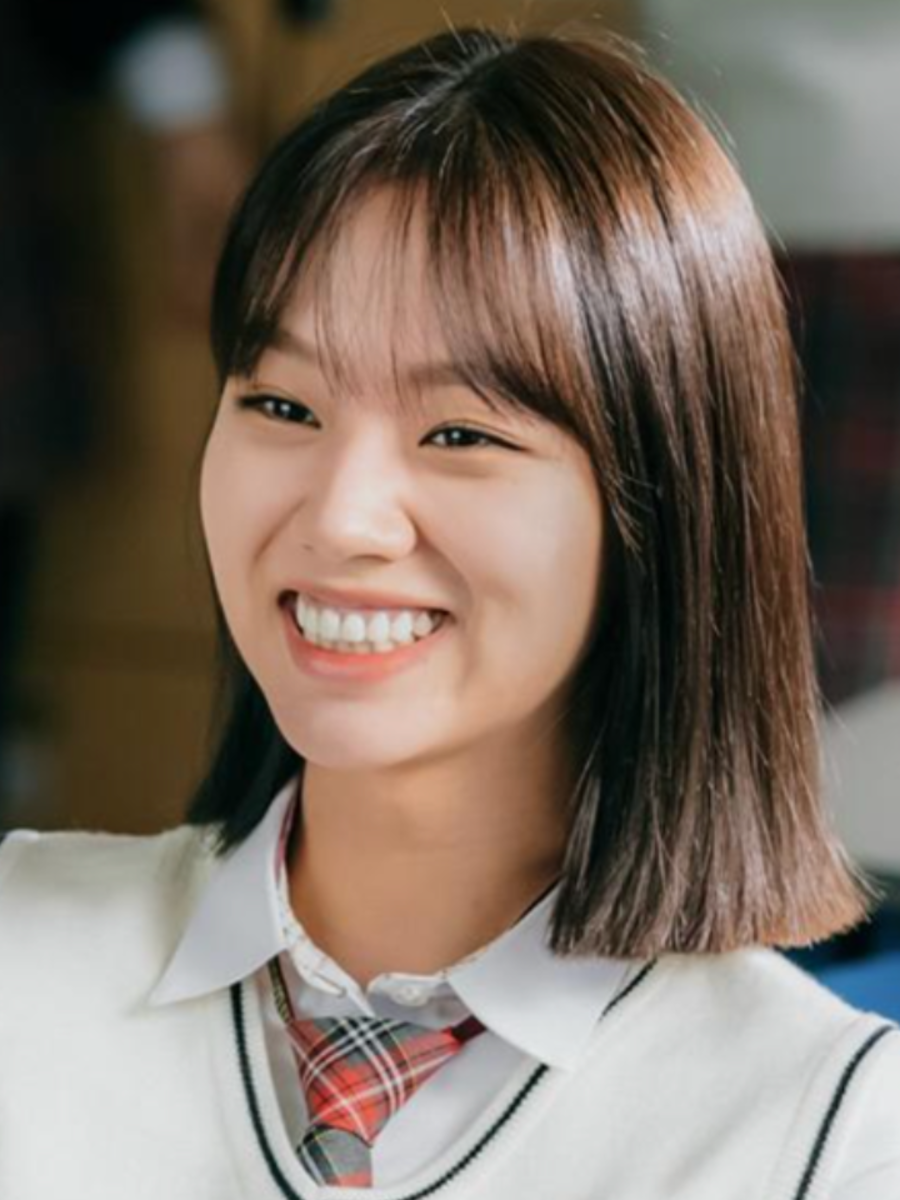 9 K-Dramas Starring Lee Hyeri: Reply 1988, Moonshine And More | Times Now