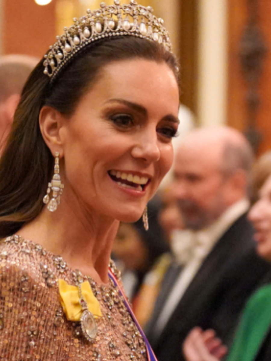 Where Is Kate Middleton - A Timeline Of The Controversy Surrounding The ...