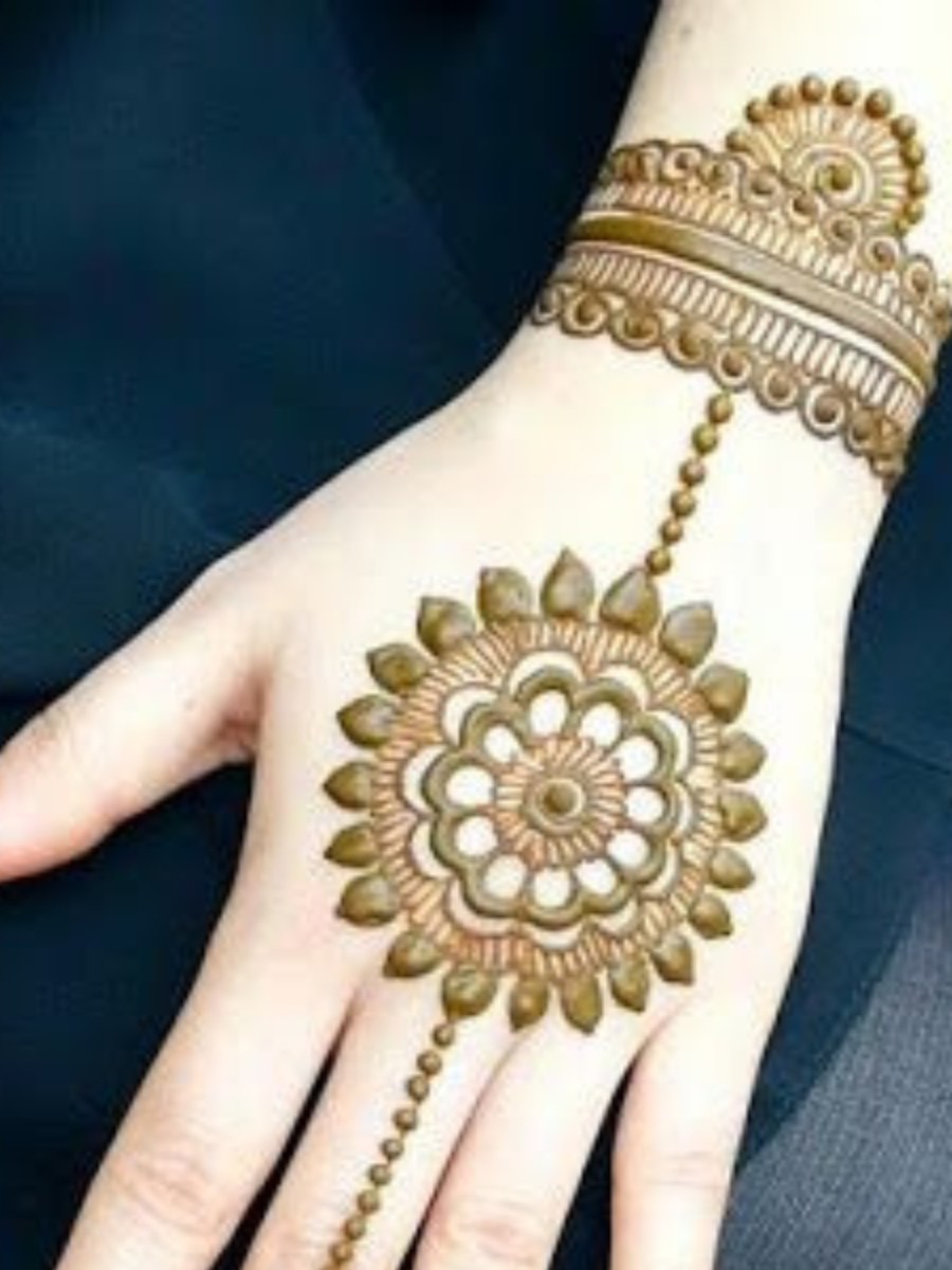 Intricate Mehndi Designs For Your Hands And Feet | Times Now
