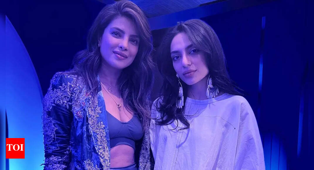Sobhita Dhulipala poses with 'GOAT' Priyanka Chopra amid rumours of her ...