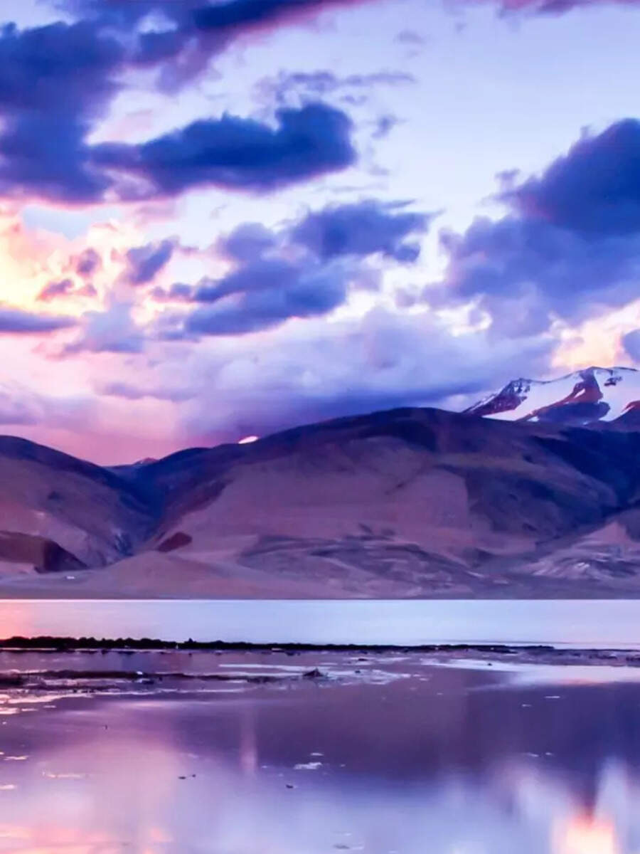 Ladakh Lakes: 8 most beautiful lakes to see in Ladakh | Times of India
