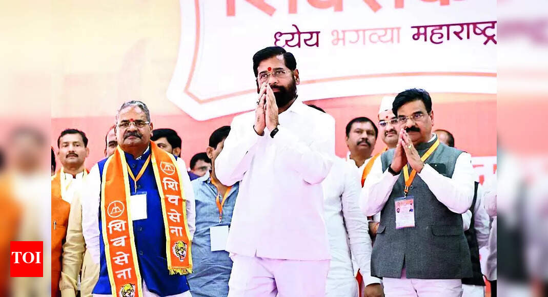 Shivtare: Shivtare Firm On Contesting, Talks To Veteran Cong Leader ...