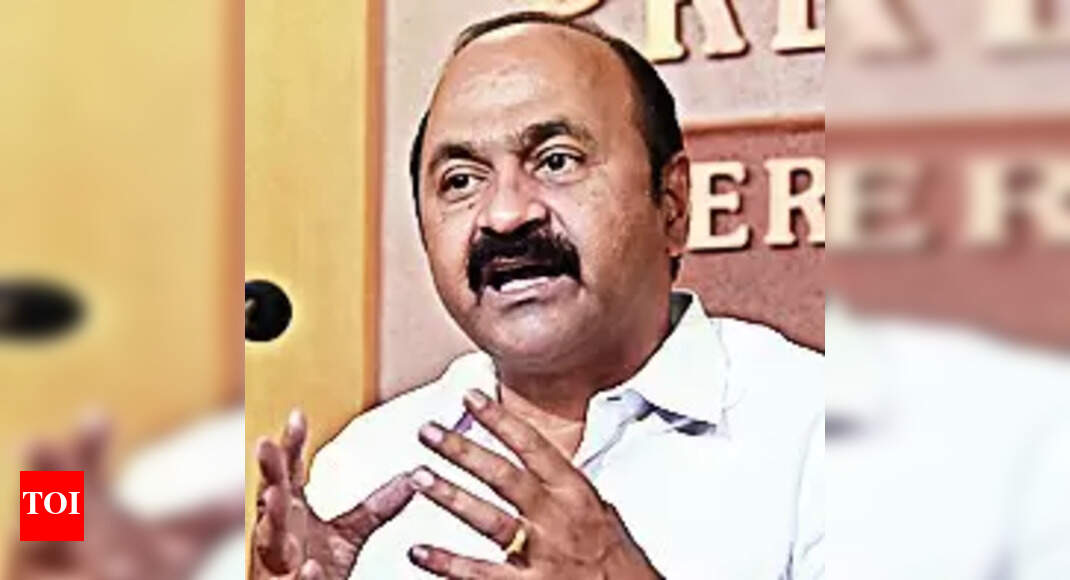 CPM-BJP Nexus: Secret Case Settlements Due To Cpm-bjp Nexus: Satheesan ... CPM-BJP Nexus: Secret Case Settlements Due To Cpm-bjp Nexus: Satheesan ...