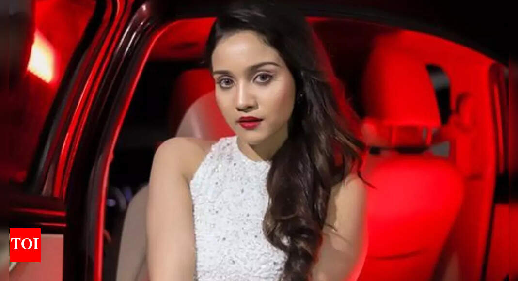 Exclusive - Ashi Singh: I don't know if I'll be able to do Bigg Boss as ...