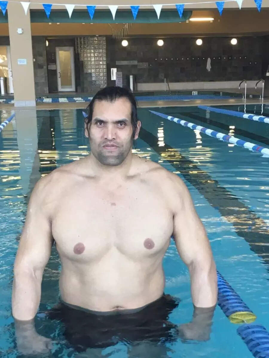 Car Collection Of WWE Superstar The Great Khali | Times Now