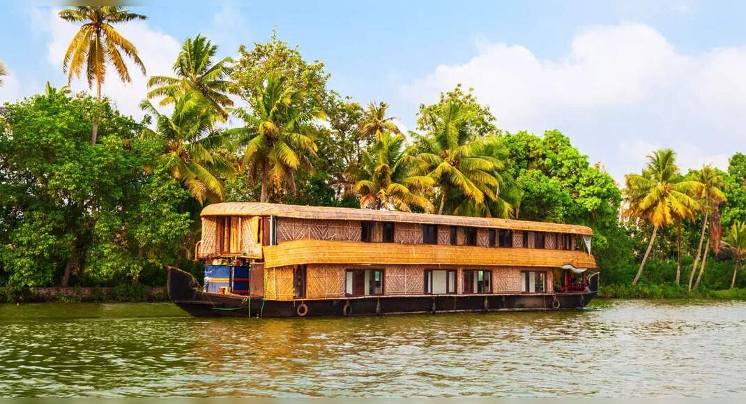 6 Reasons to go river cruising in India | TimesTravel