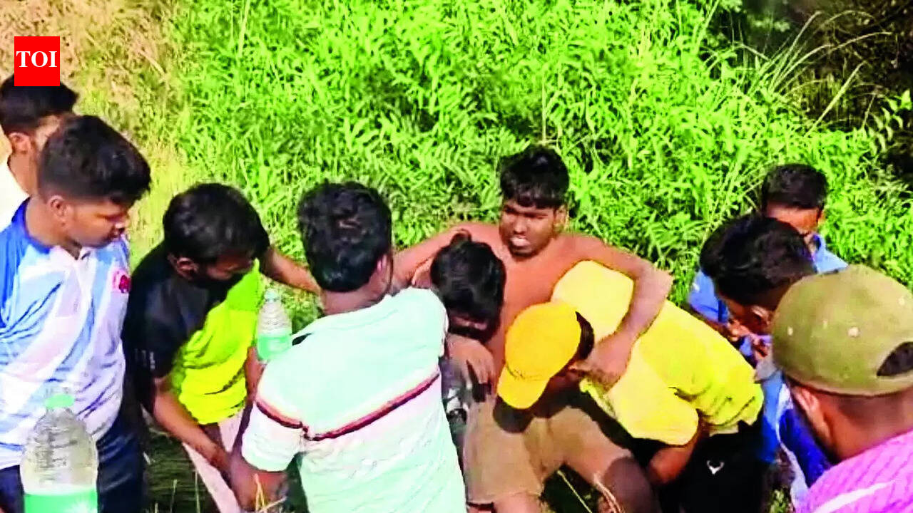 Kolhapur Teen Stuck In Croc Den For 5 Days, Saved | Kolhapur News - The ...