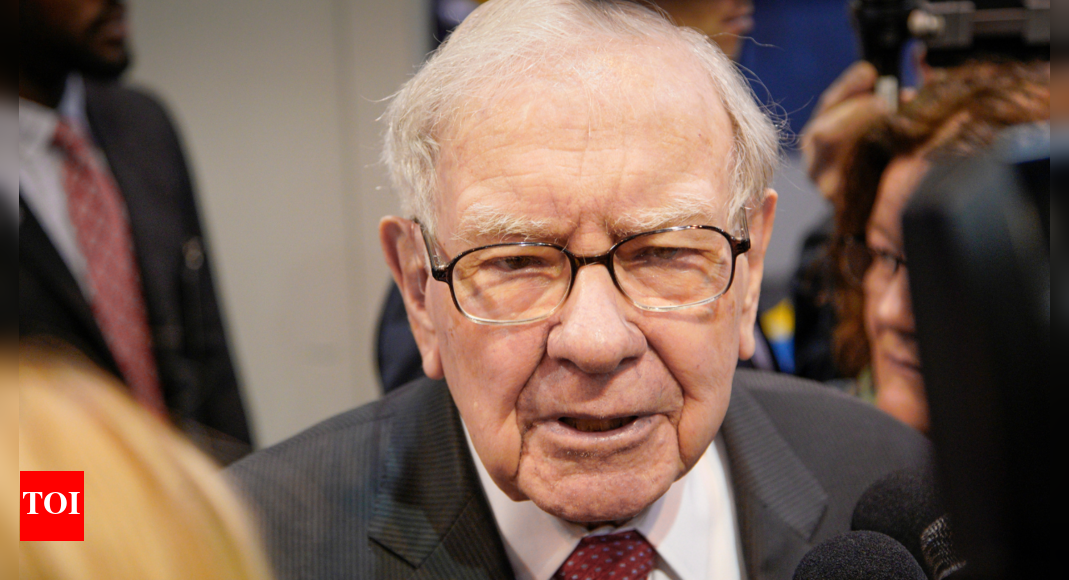 The Art Of Simple Living How Billionaire Warren Buffett Spends His