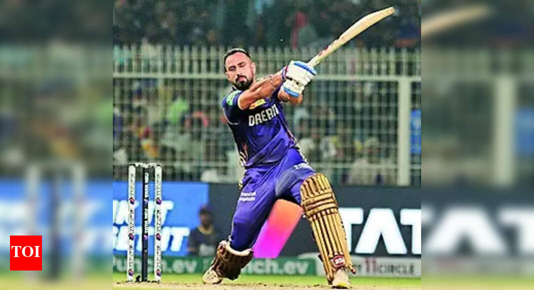 Russell: Russel A Phenomenal Ball Striker: Salt | Kolkata News - Times ...