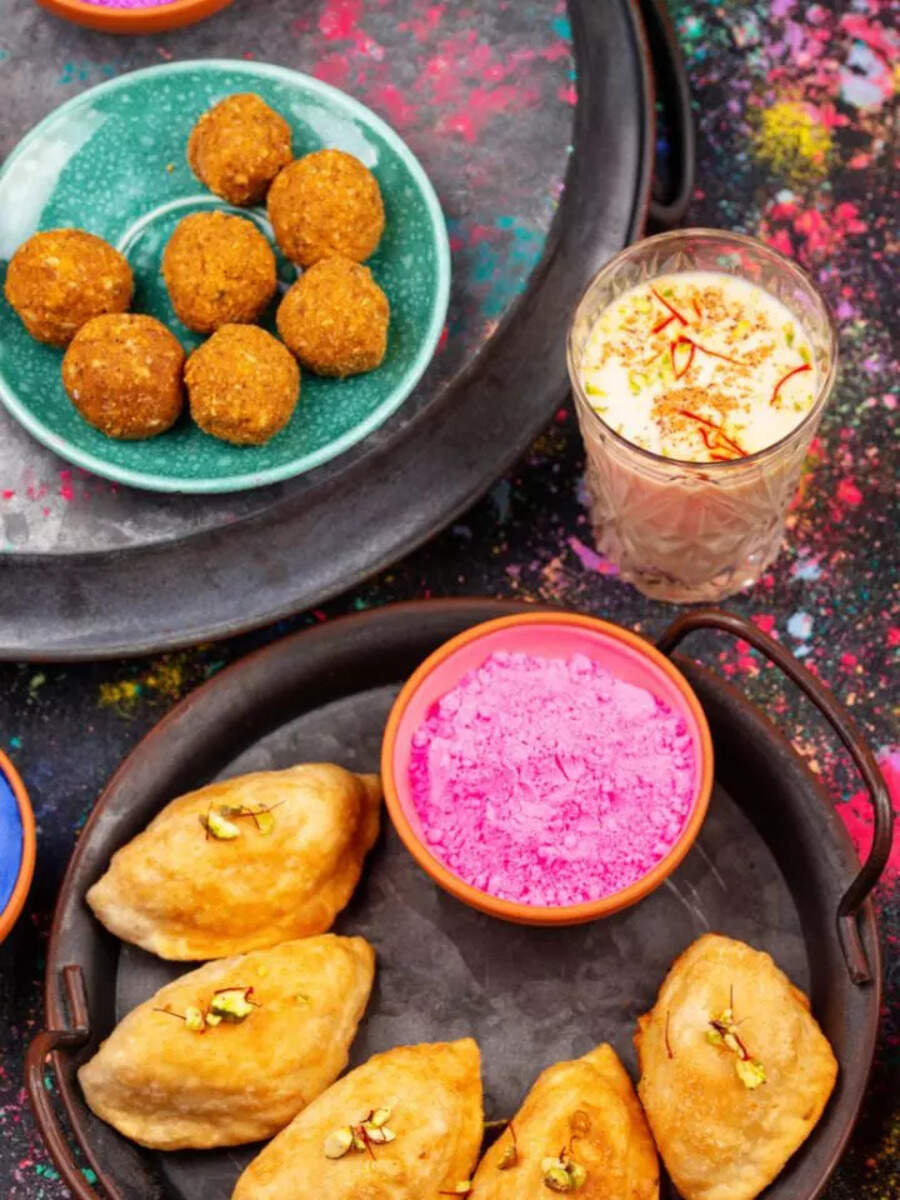 8 High Energy Snacks To Eat During Holi | Times Now