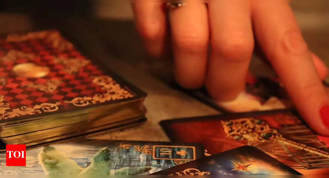 Start your day right: Embracing morning Tarot rituals - Times of India