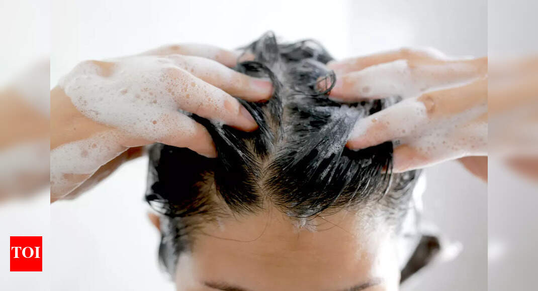 Hair Care Tips: Shampooing daily vs shampooing every Sunday: What's ...