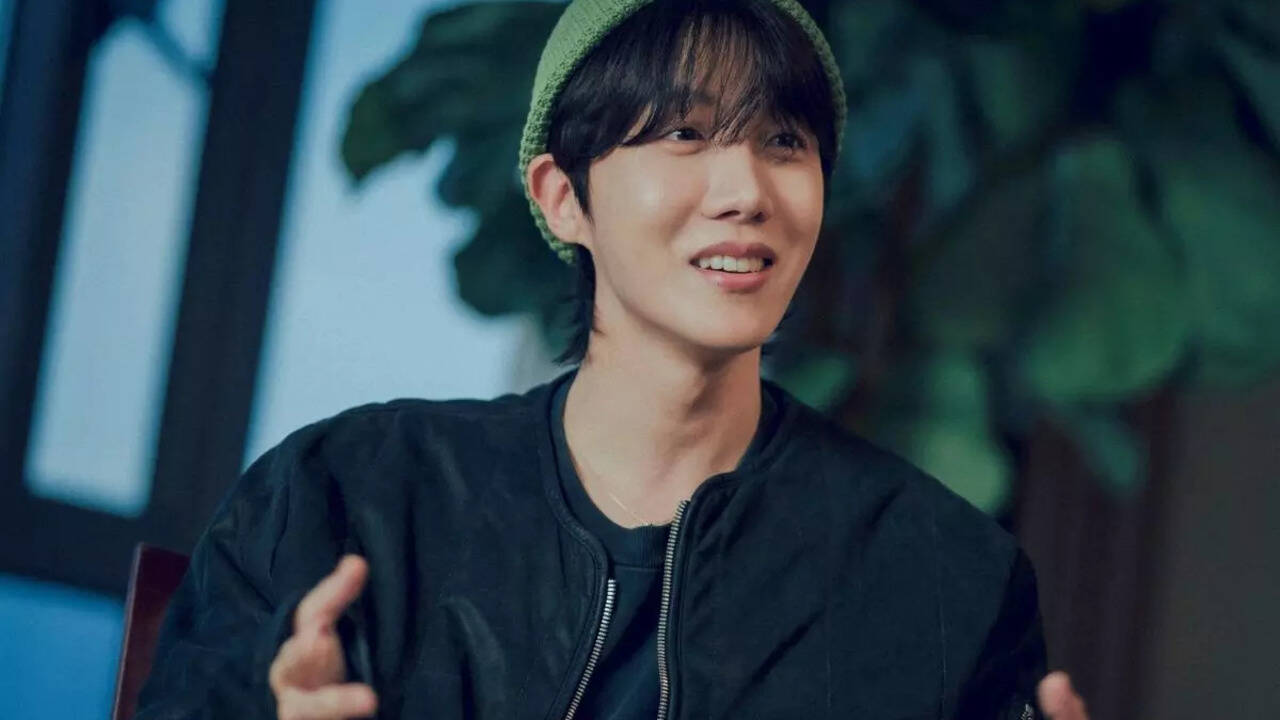 Sneak Peek: BTS' J-Hope Unveils Teaser For 'NEURON' Featuring Gaeko And ...