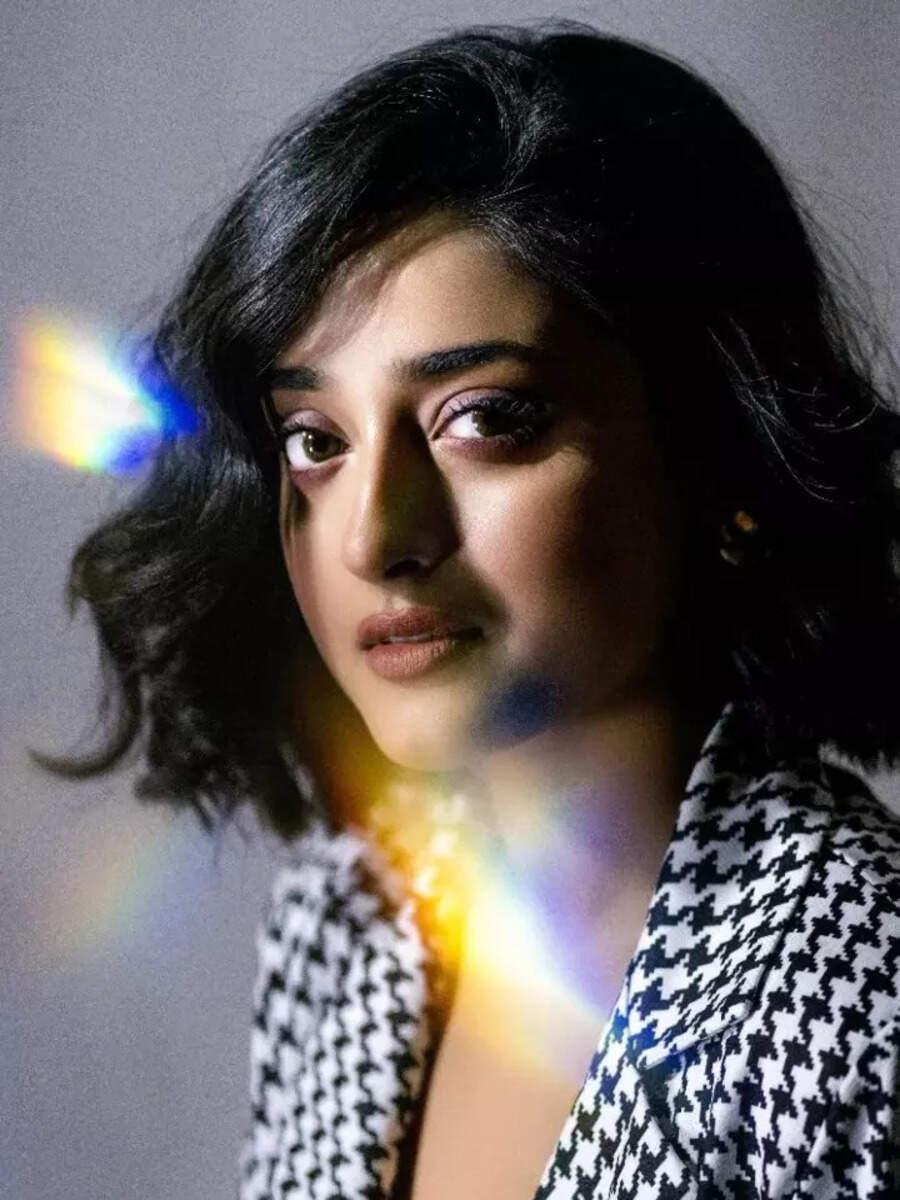 Actress Debadrita Basu aces ‘Power Dressing’ like a pro | Times of India