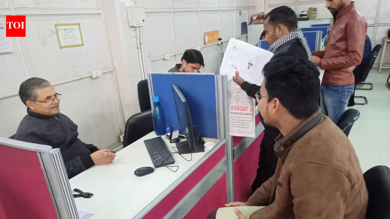 UP’s smaller towns are now flying high with ‘passport wala daak ghar ...