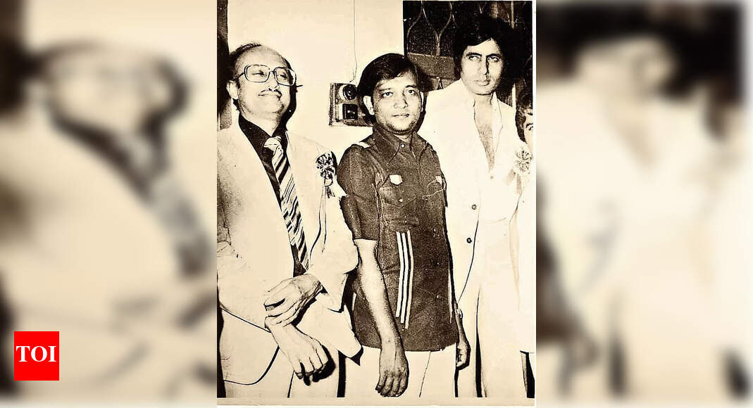 Mukesh: Voice Of Mukesh That Left Listeners Moist-eyed Dies | Ahmedabad ...